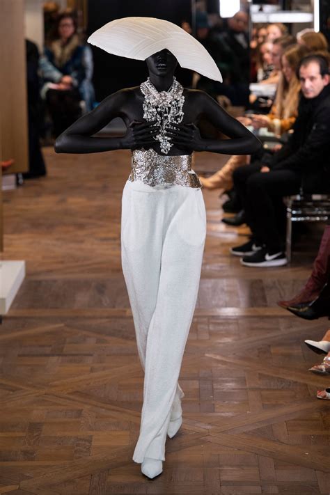 ㅇㅎ 자기가 사람이 아니라는 루머까지 해명한 흑인 여성 모델 유머움짤이슈 에펨코리아