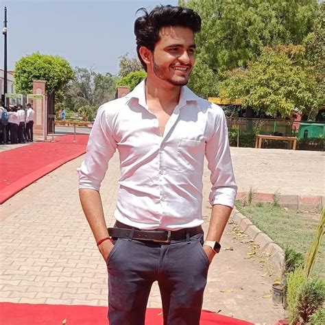 kishan singh (@kishan_0.99) on Threads