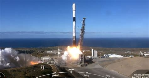 軍 첫 독자정찰위성 1호기 발사 성공 국내외 교신 모두 마쳐