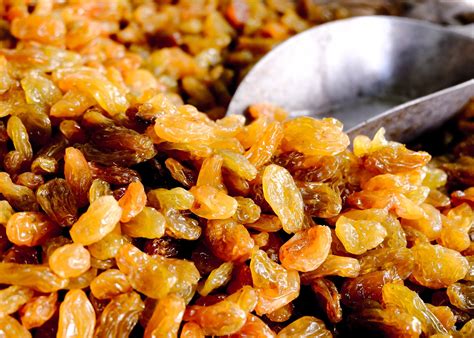 Uvas Pasas Beneficios Y Propiedades De Esta Fruta Seca Topgastronómico