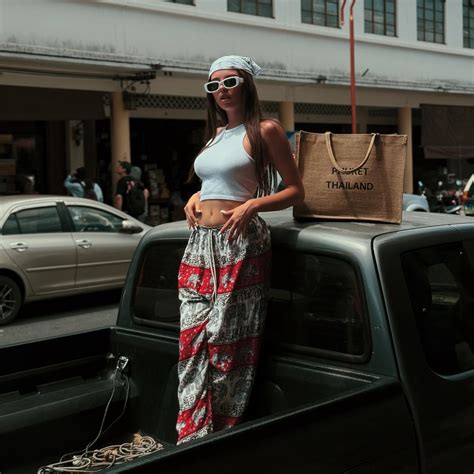 Vani Vanilopainst • Instagram Photos And Videos