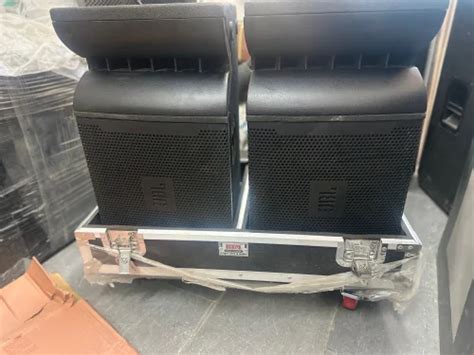 Speaker Cabinet Vrx 932 Line Array Cabinet Manufacturer From Hyderabad