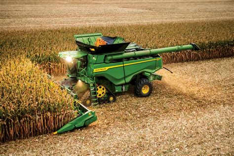 John Deere X9 1100 Combine Harvester Specs And Price
