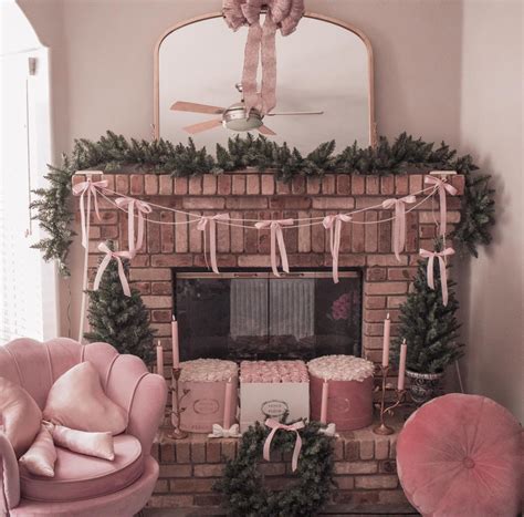 Girly Christmas In July Decor Ideas To Spark Holiday Joy Lizzie In Lace