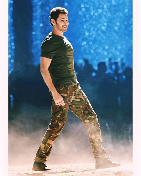 Red Curve Patterned Background Vector Free Image By Adj Vector Background