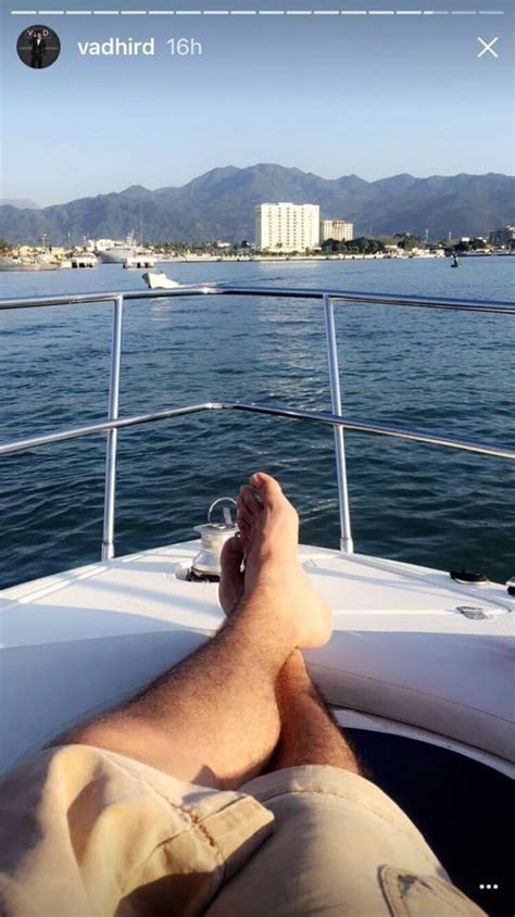 Vadhir Derbezs Feet Vadhir Derbezs Feet