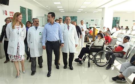 Titular Del Imss Recorre El Hospital Magdalena De Las Salinas