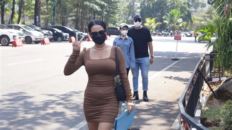 Penuhi Panggilan Polisi Soal Film Porno Lokal, Siskaeee: Deg-Degan Sedikit
