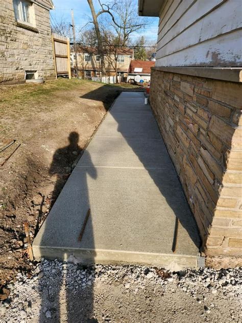 Concrete Sidewalk & Walkway Installs in Milwaukee - MKE Concrete by JJ - Building New Paths