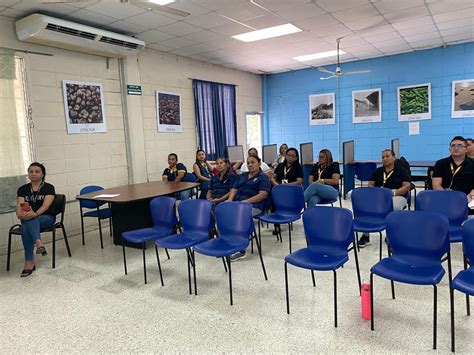 Unah Campus Choluteca Imparte Capacitación Construyendo El Líder Del