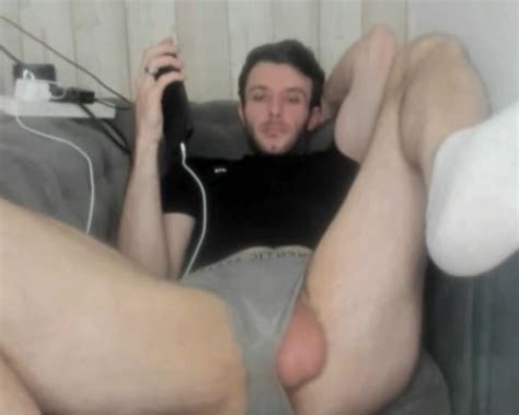 Findom Master Lets His Balls Out ThisVid