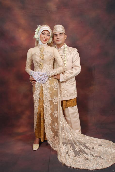 Model Kebaya Baju Pengantin Adat Jawa Hijab Modern Ji