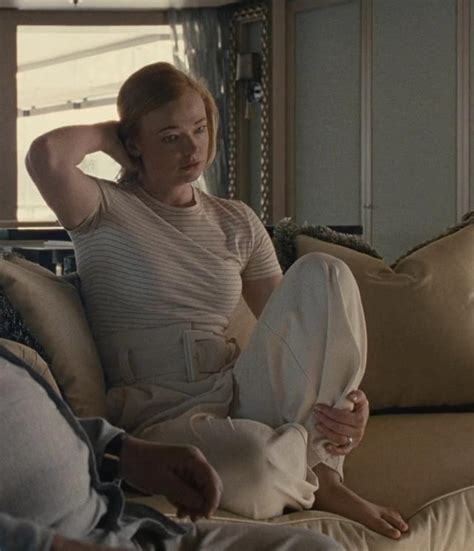 Sarah Snook Rcelebbarefoot