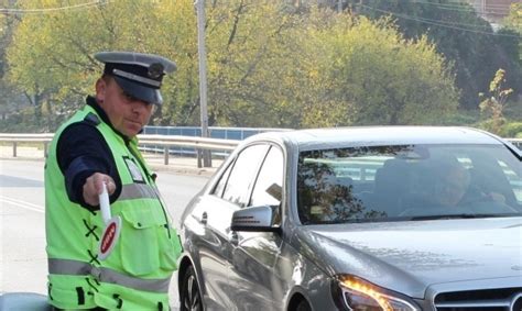 Хванаха трима нарушители на пътя във Врачанско одрусаха ги с актове