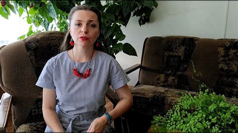 «Чтобы жить нужны солнце свобода и маленький цветок Youtube