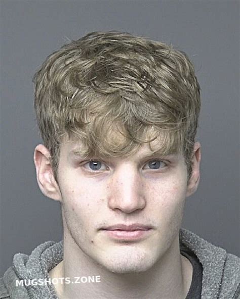 Bartels Trey Charles 05 09 2024 Dubuque County Mugshots Zone