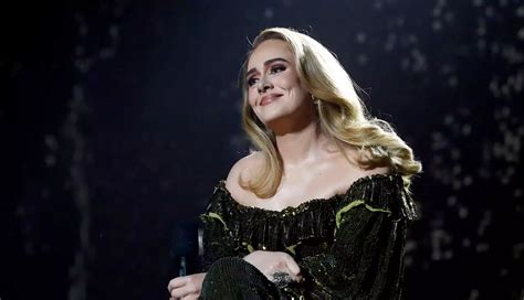 Adele Tears Flow As She Spots A Familiar Face At Las Vegas Residency Therecenttimes