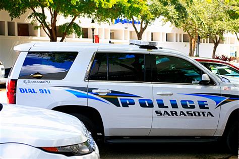 미국 플로리다에서에서 사라 소 타 경찰 학과의 경찰 차량 거리에 대한 스톡 사진 및 기타 이미지 거리 경찰관 경찰차 Istock