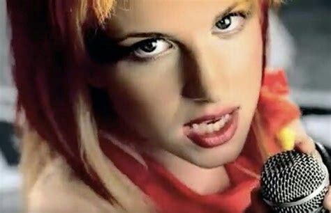 Pin By Good Guy Adam On Hayley Williams Hayley Williams Hayley Nose Ring