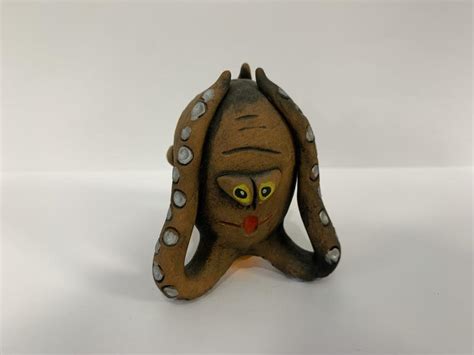 Скульптура керамічна статуетка з кераміки фігурка з кераміки восьминіг — ціна 120 грн у