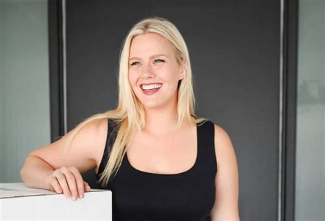 Most Famous Plus Size Models Around The World R Model