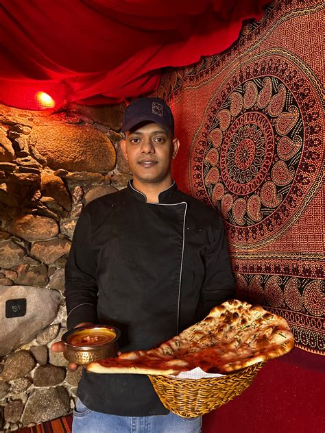 Kuchnia Indyjska Białystok Restauracja Atmosfera Resto And Bar Białystok