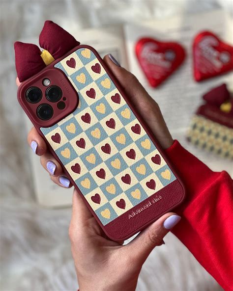 Moboluxe موبولوکس قاب موبایل آیفون استایلیش پاپیون زرشکی