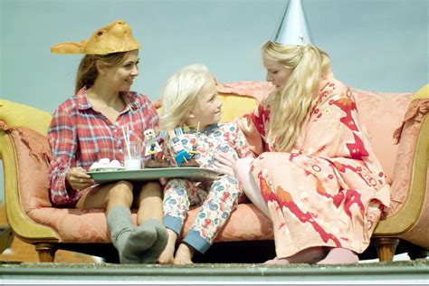 Jakec Naroči Bratca Kinodvor