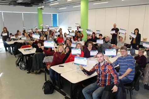 50 учители от 19 града преминаха безплатно обучение в Училищна Телерик Академия