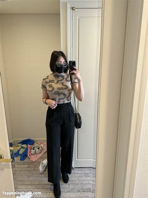 Me1adinha Nude OnlyFans Leaks Fappening Page 3 FappeningBook