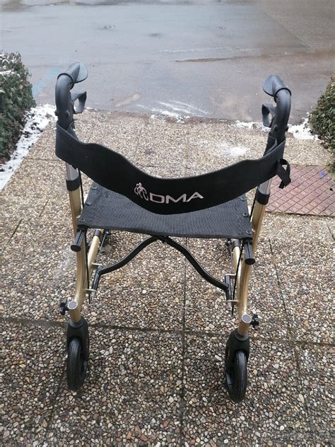 Chodítko Dma 101 š Praha 10 Bazoš Cz