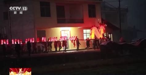 舞龙舞狮闹新春 各地传统民俗活动过大年