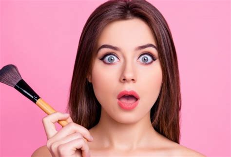 10 Makeup Tricks That Always Work For Older Women Queenmind