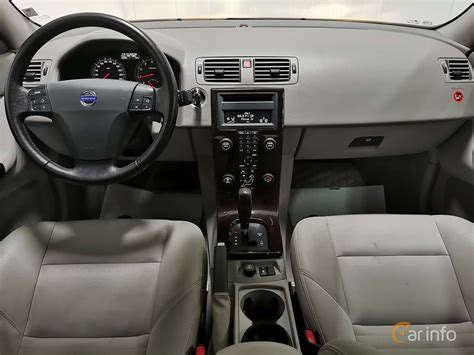 Volvo S40 2005 Interior