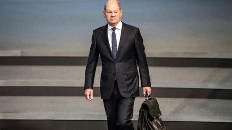 Olaf Scholz Wird Seine Aktentasche Ist Nicht Viel J Nger Stern De