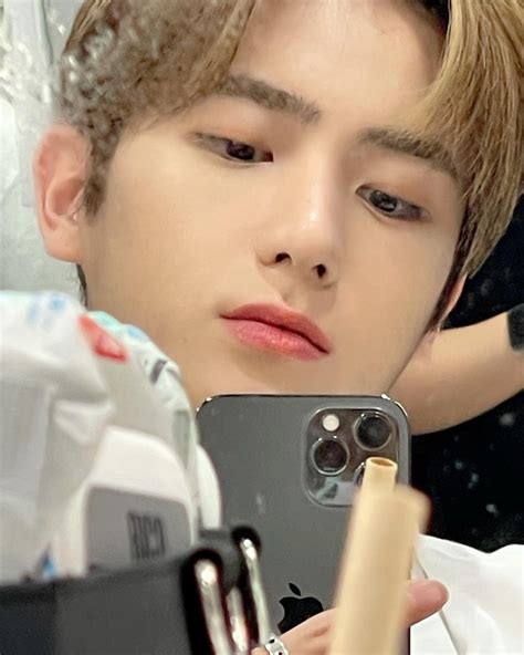 더보이즈 인스타 On Twitter 현재 고마워 더비 5a5kv3pibo Twitter