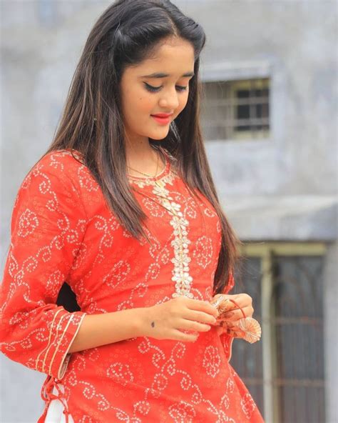 Pin By Vakani Vishnubharadwuj On 🥰bindass Kavya🥰 Girl In 2022 Fashion