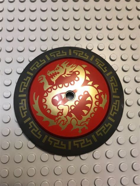 Lego Scheibe X Mit Goldigen Drachen Kaufen Auf Ricardo
