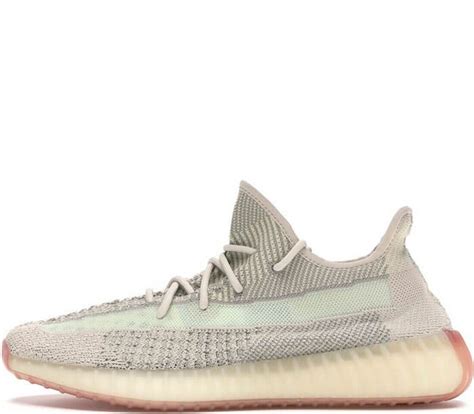 Кроссовки Adidas Yeezy (Адидас Изи) - купить изики мужские, женские