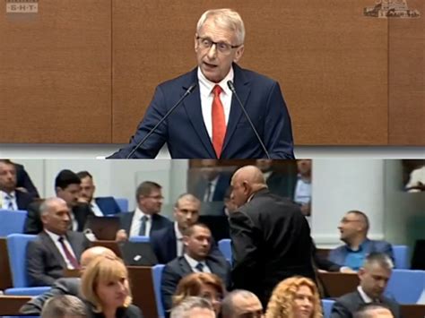 ЕКШЪН В ПИК Тv Борисов побесня след речта на Денков в парламента напусна залата НА ЖИВО