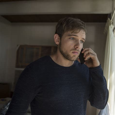Motel Max Thieriot Bates Bbc One Bates Motel Series 5 Visiting