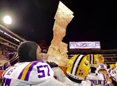 THE OFFICIAL SITE OF LSU ATHLETICS