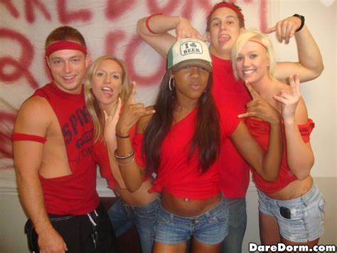 Crazy College Dorm Party With Teen Coeds Fucking Porn Pictures Xxx