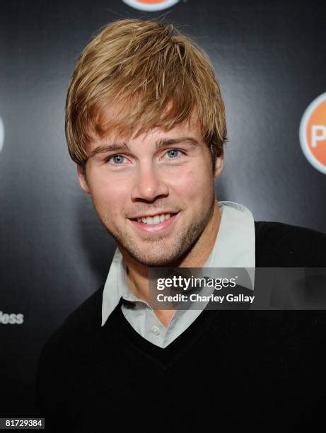 Aaron Hill Actor Photos And Premium High Res Pictures Getty Images