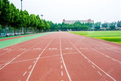 학교 운동장 활주 로 를 실사 하 다 배경 과정 운동장 학교 배경 일러스트 및 사진 무료 다운로드 Pngtree