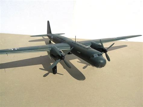 Henschel Hs 130 E-0, Eigenbau 1:48 von John Haas