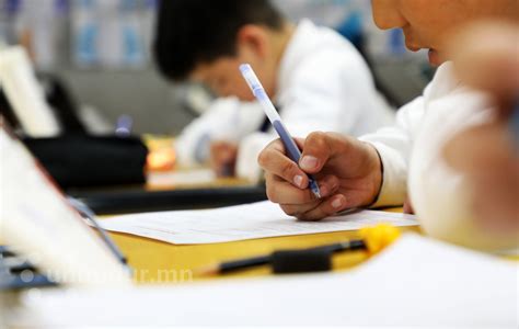 Багшийн гүйцэтгэлийн үнэлгээ “бай” гаа онохгүй байна