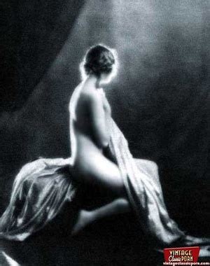 Naked Anonymous Girls Hiding Their Face In The Twenties XXX Dessert