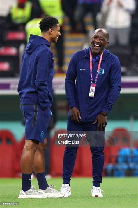 Jude Bellingham And Chris Powell Assistant Coach Of England Inspect