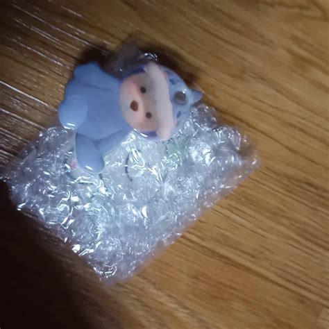 신상할인💌 쓸모없는 선물 킹받는 선물 커플 친구선물 친구 생일 선물 쓸데없는 웃긴 재밌는 짤 그립 스마트톡 아크릴 커플템 우정템 에이블리